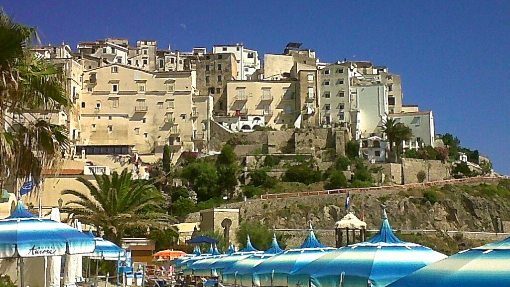 Tiella, Stuffed Pizza from Gaeta - Flavor of Italy