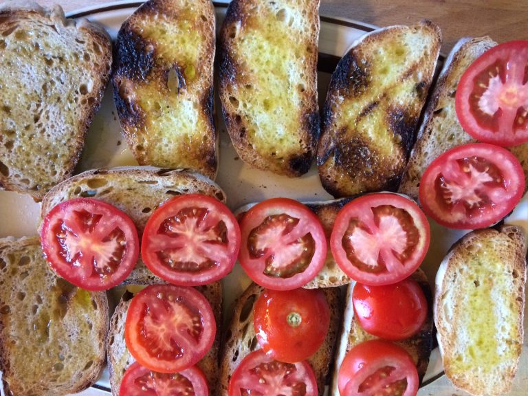 Tomatoes in Italy - Flavor of Italy (Wendy Holloway)