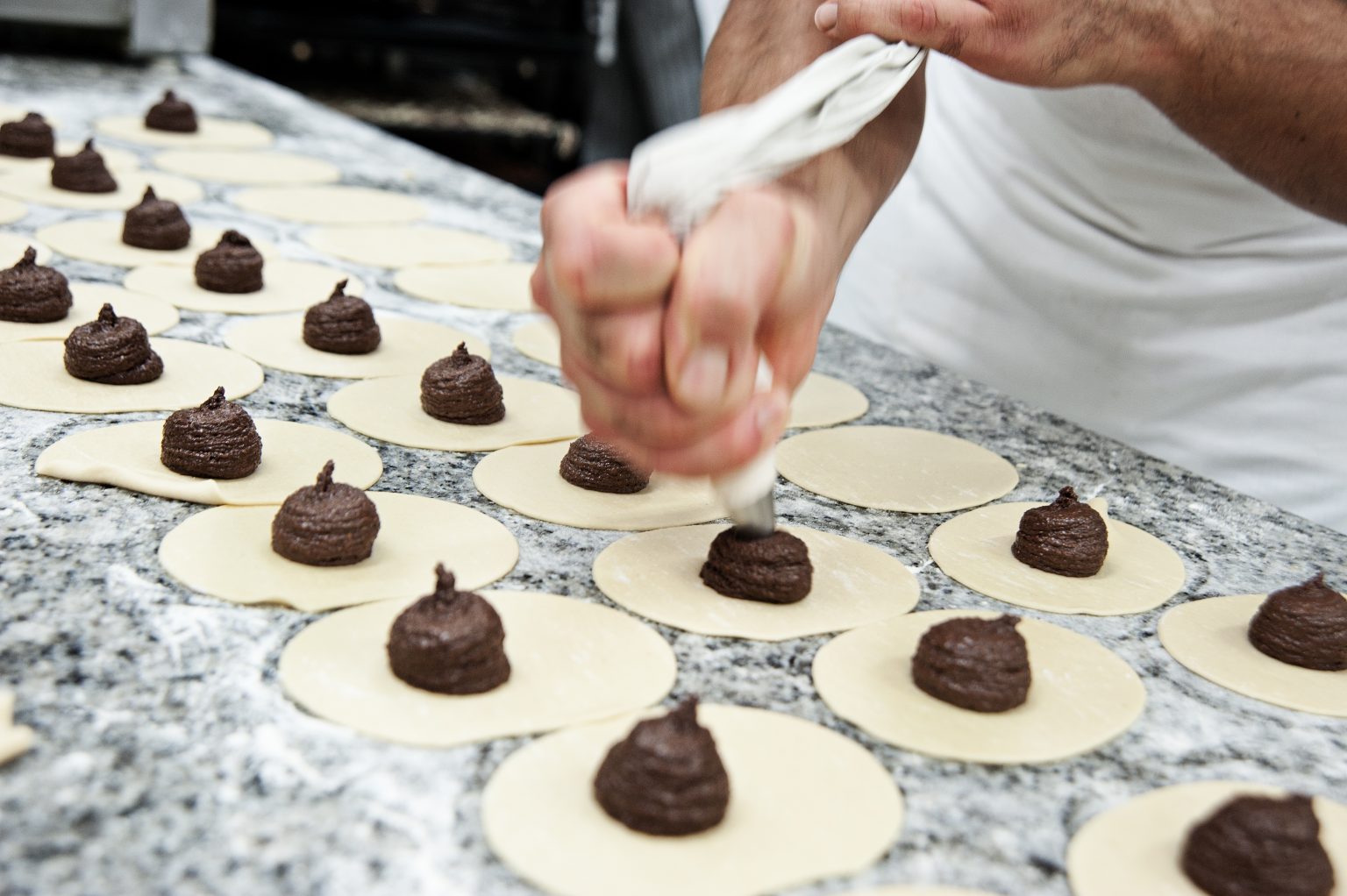 A chat with the 6th generation owner of the oldest Modica chocolate ...