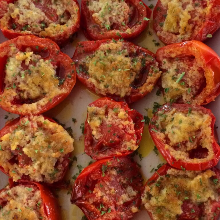 Tomatoes in Italy - Flavor of Italy (Wendy Holloway)