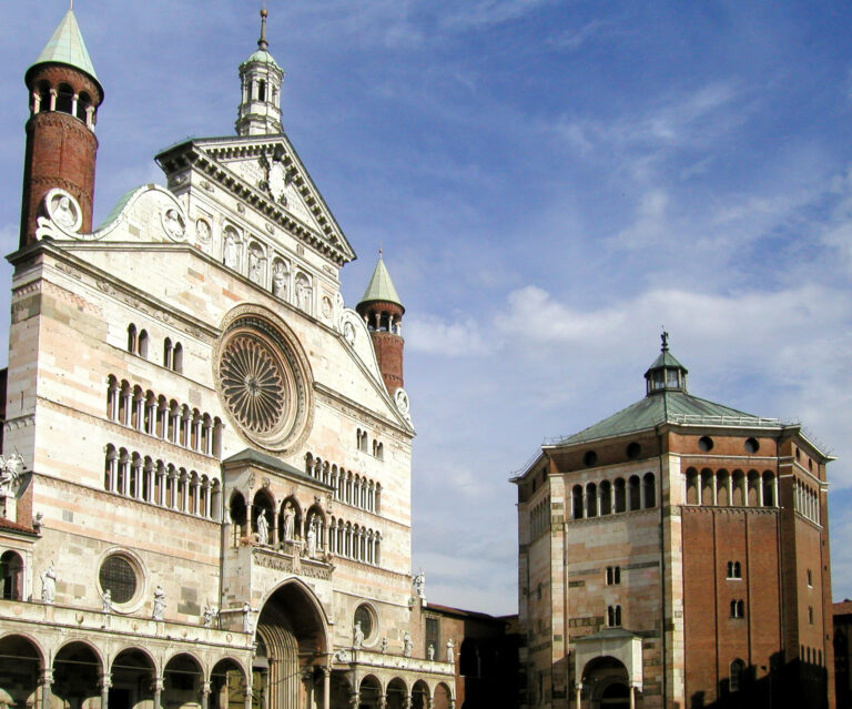 Cremona, Italy: A Hidden Gem Just Outside of Milan - Flavor of Italy ...